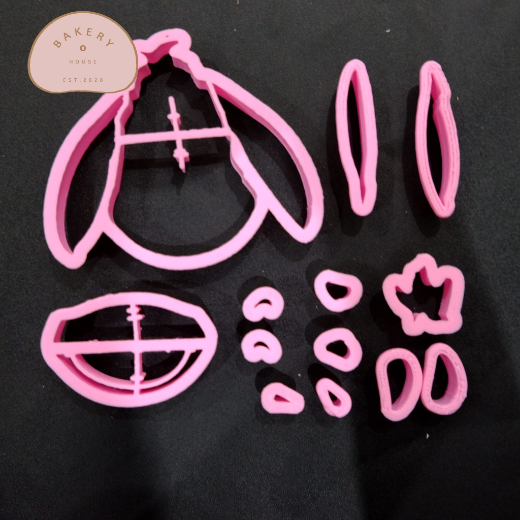 Jual NEW// CUTTER WINNIE THE POOH N FRIEND SERIES / COOKIE CUTTER ...