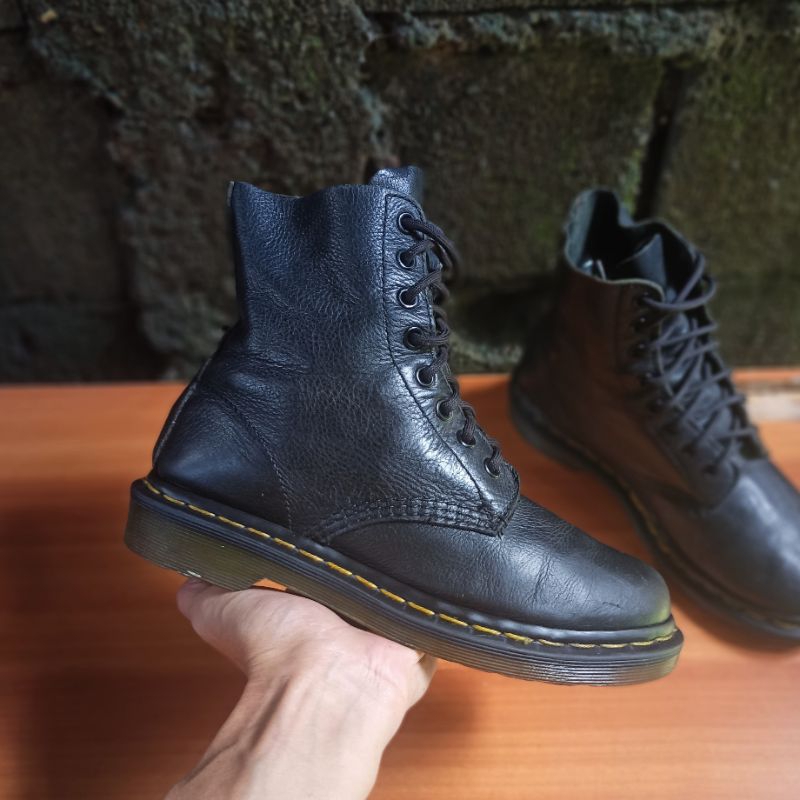 Jual dr martens docmart 1460 black smooth original | Shopee Indonesia