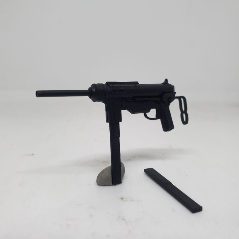 Jual Mezco Weapon SMG Agent Black Skull Death Brigade Exclusive kitbash ...