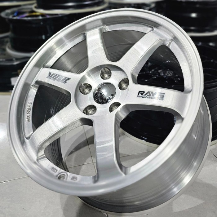 Jual velg racing 18 TE37 LEBAR 9 velg r18 Innova Reborn Venturer Zenix crv | Shopee Indonesia
