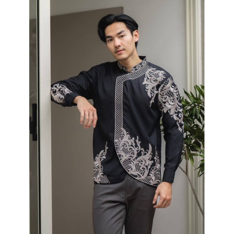 Jual Kemeja Bordir Pria NUC.ID Wisnu 01 (Hitam) | Shopee Indonesia
