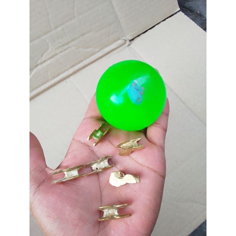 Jual Bola Bekel Set ( 1 Pcs Bola Bekel Dan 6 Biji Besi Kuning ...