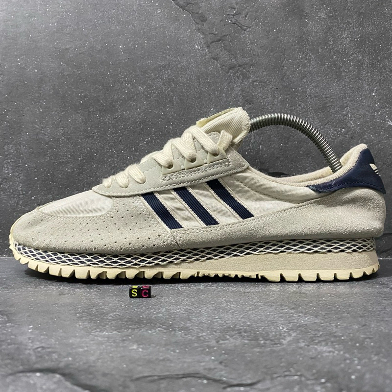 Jual adidas city marathon b4273 | Shopee Indonesia