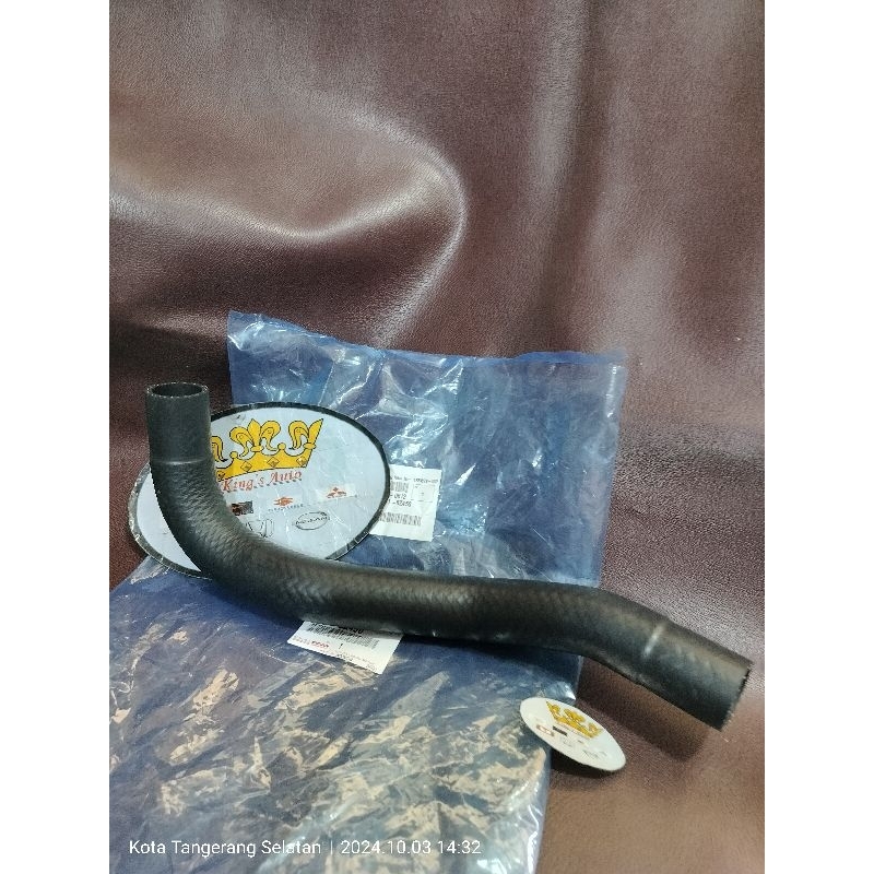 Jual SELANG RADIATOR ATAS AVANZA XENIA 2022------ ASLI | Shopee Indonesia