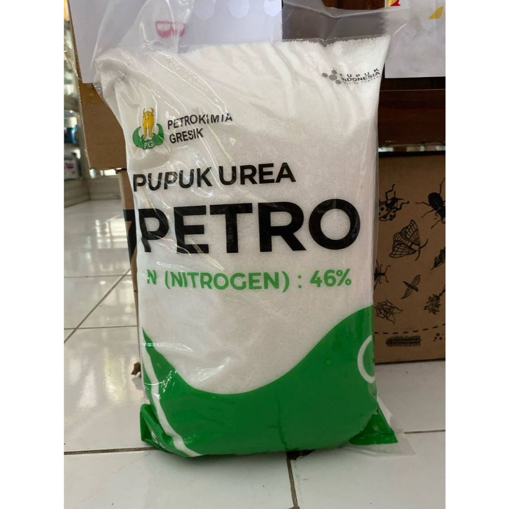Jual PUPUK UREA PETRO 1KG ORIGINAL KEMASAN PABRIK | Shopee Indonesia