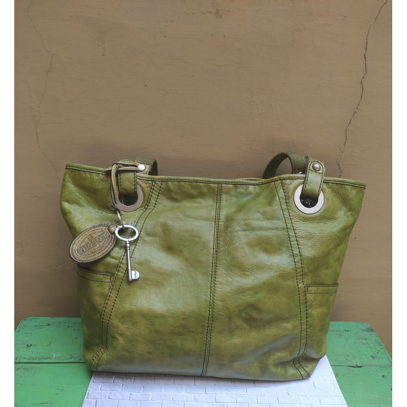 Jual Preloved Tas Tote Fossil Olive Hijau | Shopee Indonesia