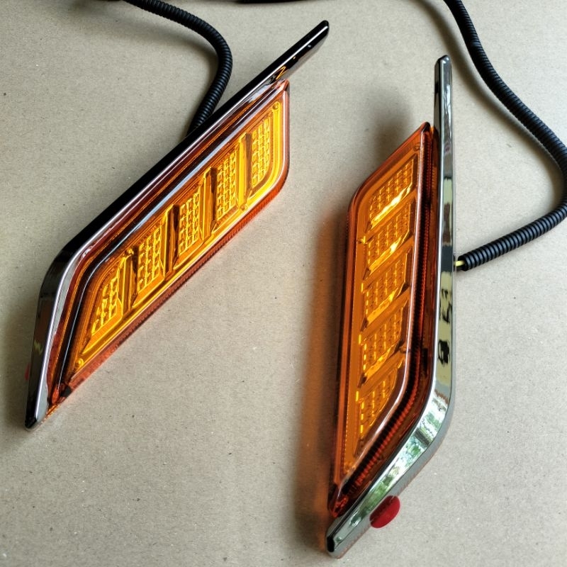 Jual Lampu Sein Jetbus 5 Side Lamp Jetbus 5 Kuning 24Volt 2pcs | Shopee ...