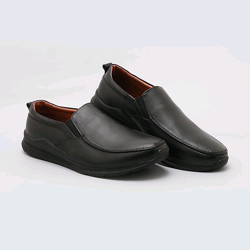 Jual BUCCHERI Sepatu Kulit Pria Loafers Slip On Barthez - BA3071 ...