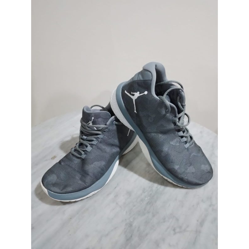 Jual AJ B.Fly Grey | Shopee Indonesia