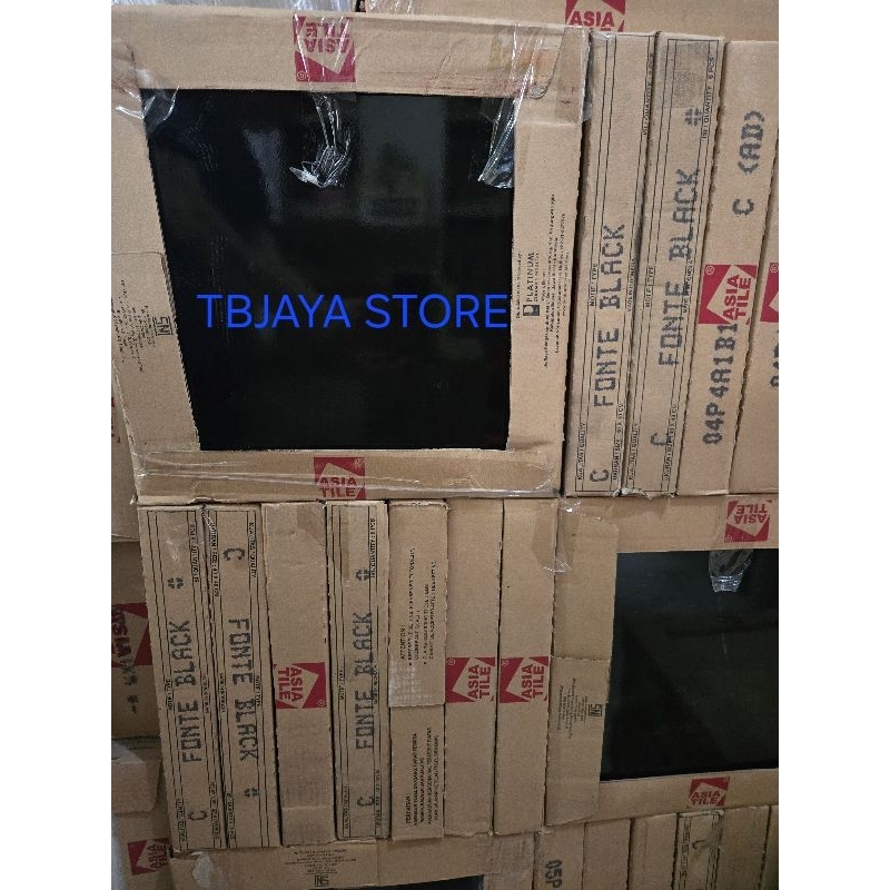 Jual KERAMIK LANTAI DINDING HITAM BLACK KILAP 40 X 40 ASIA TILE FONTE ...