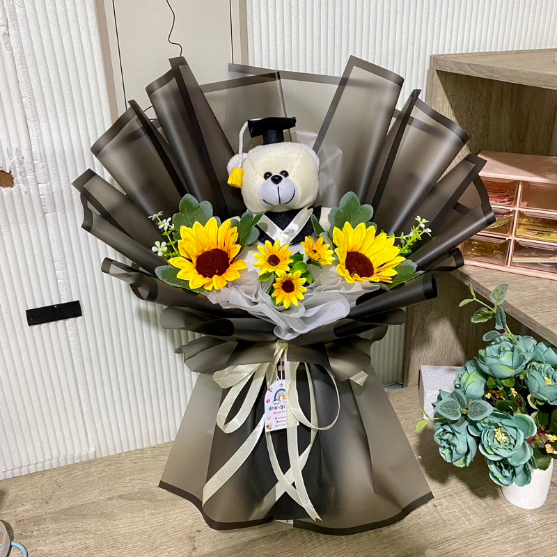 Jual Buket wisuda / Buket graduation / Buket boneka graduation / buket ...