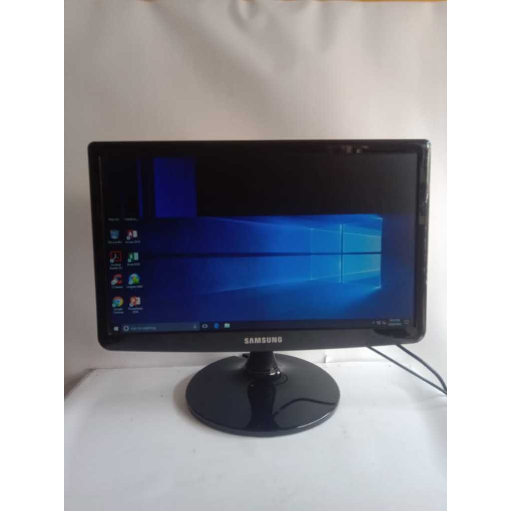 Jual lcd monitor samsung s19a100n kondisi minus layar garis hitam ...