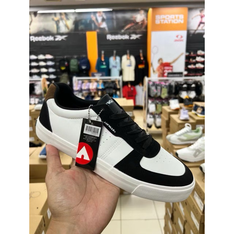 Jual Sepatu Pria Airwalk Bosch White/Black Men Shoes Original | Shopee ...