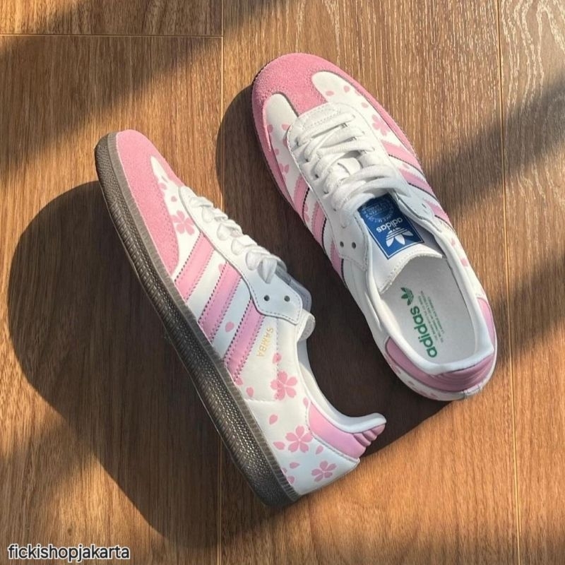 Jual SEPATU SNEAKERS WANITA AD***DAS SAMBA OG WHITE PINK FLORAL ...