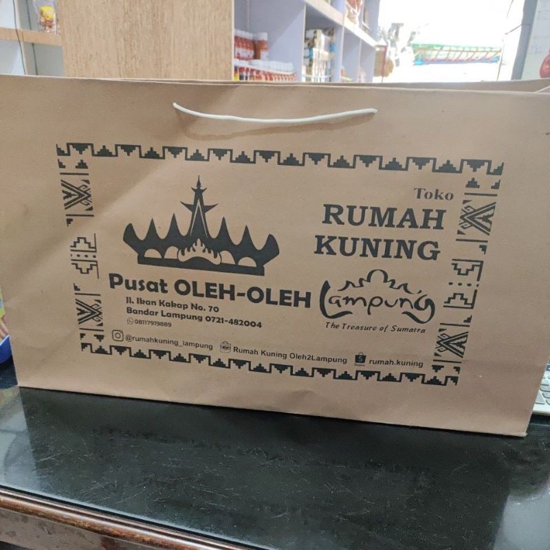 Jual PAPER BAG CANTIK OLEH OLEH KHAS RUMAH KUNING | Shopee Indonesia