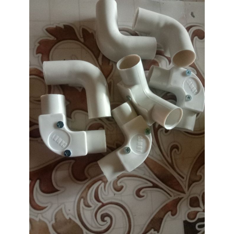Jual Elbow Keni Baut Conduit Pipa Listrik 20mm | Shopee Indonesia
