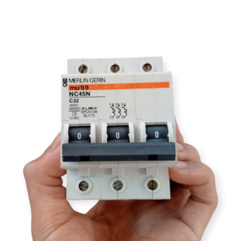 Jual MCB Merlin Gerin 3P 6A 10A 16A 20A 32A 50A original | Shopee Indonesia