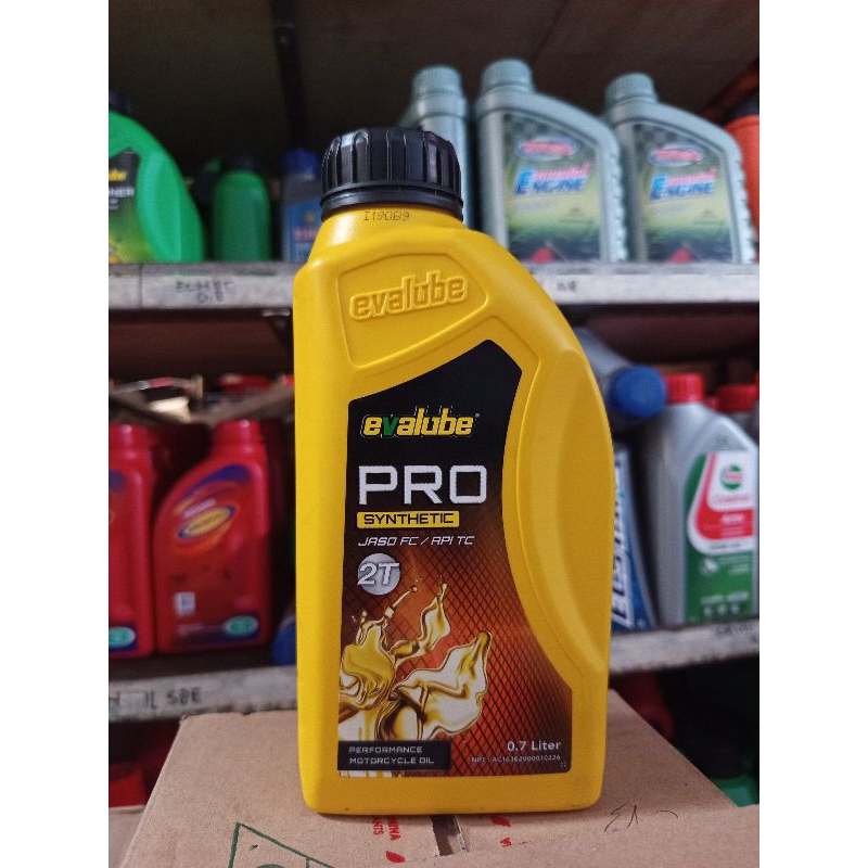 Jual Oli samping Evalube pro 2T 700 ML oli samping evalube pro kuning ...