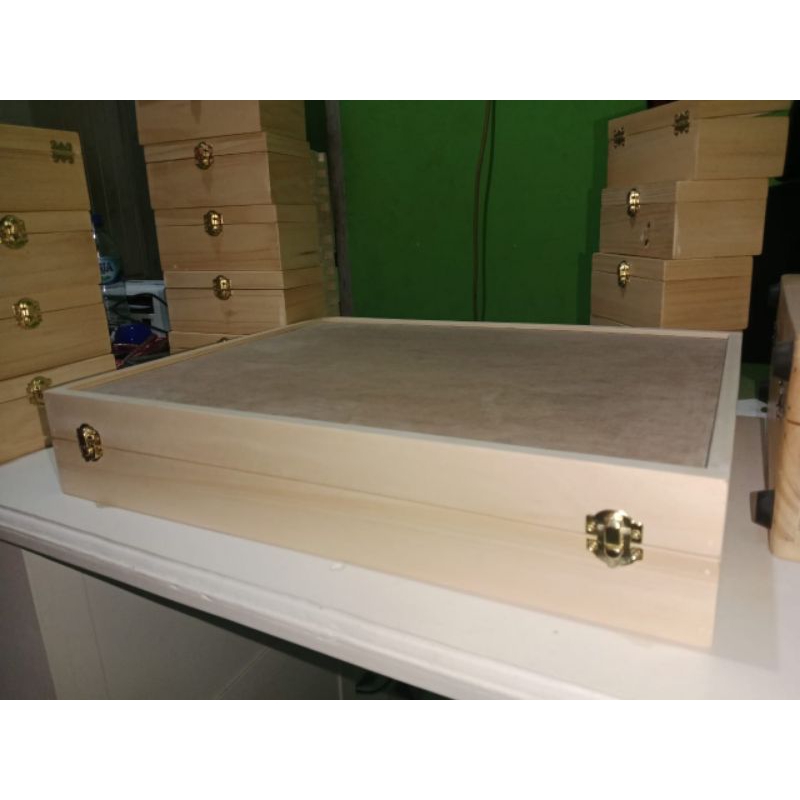 Jual Box kayu/kotak kayu penyimpanan ukuran 45×35×7 cm | Shopee Indonesia
