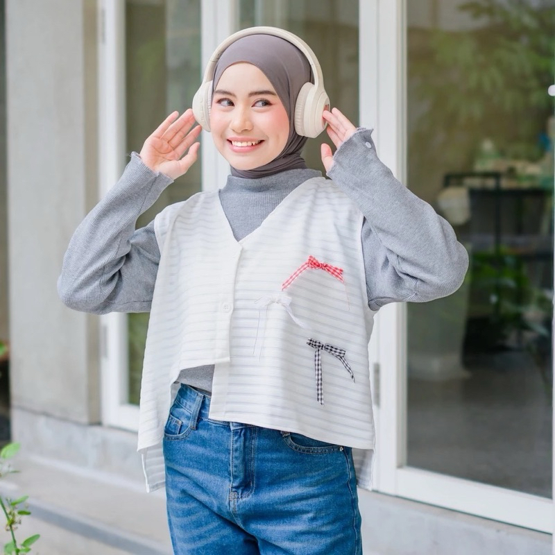 Jual Vest With Ribbon Outer Rompi Wanita Kancing Coquette Ala Korea ...