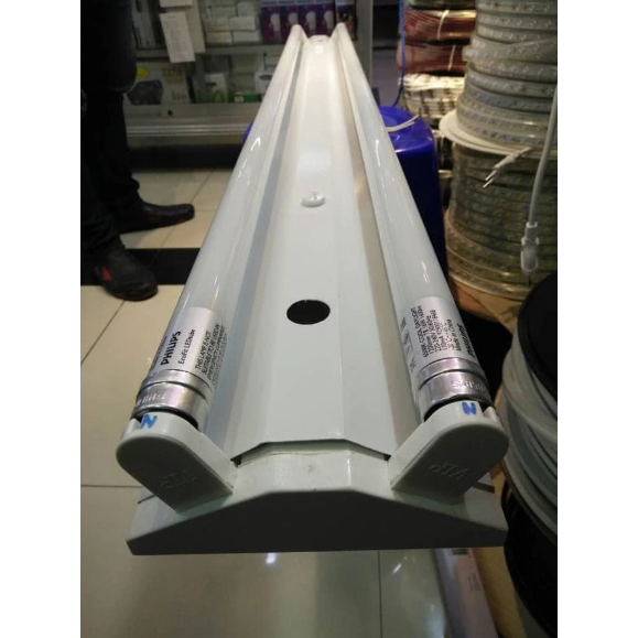 Jual Kap Lampu V 2 x 36 120cm / Kap V Lampu TL 2x36 Watt Lokal Komplit ...