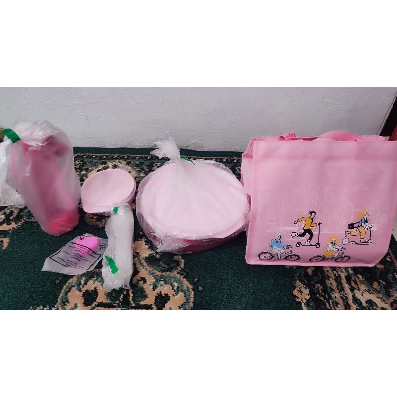 Jual Tupperware lunch box set | Shopee Indonesia