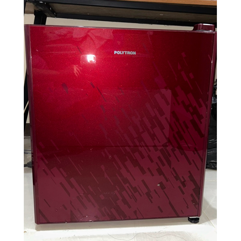 Jual [BEKAS] Kulkas Polytron Mini Refrigerator 50L PRH 51 | Shopee ...