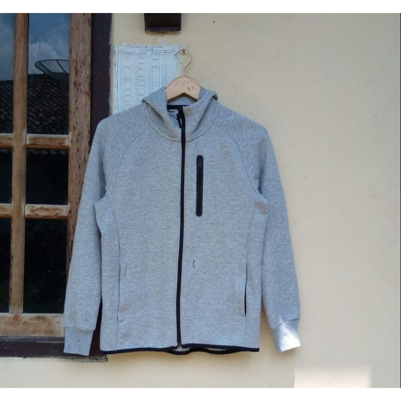 Jual Zipper Uniqlo Dry sz S (minus coretan spidol) | Shopee Indonesia