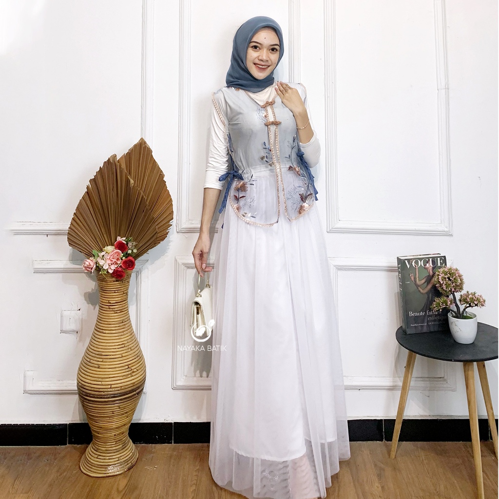 Jual NAYAKA BATIK - Oneset Vest Brokat Kombinasi Rok Tutu 2 Layer ARUNI ...