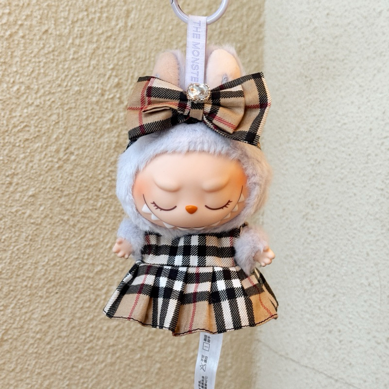 Jual [READY] Burb*rry BAJU LABUBU / outfit/pop mart labubu standing ...