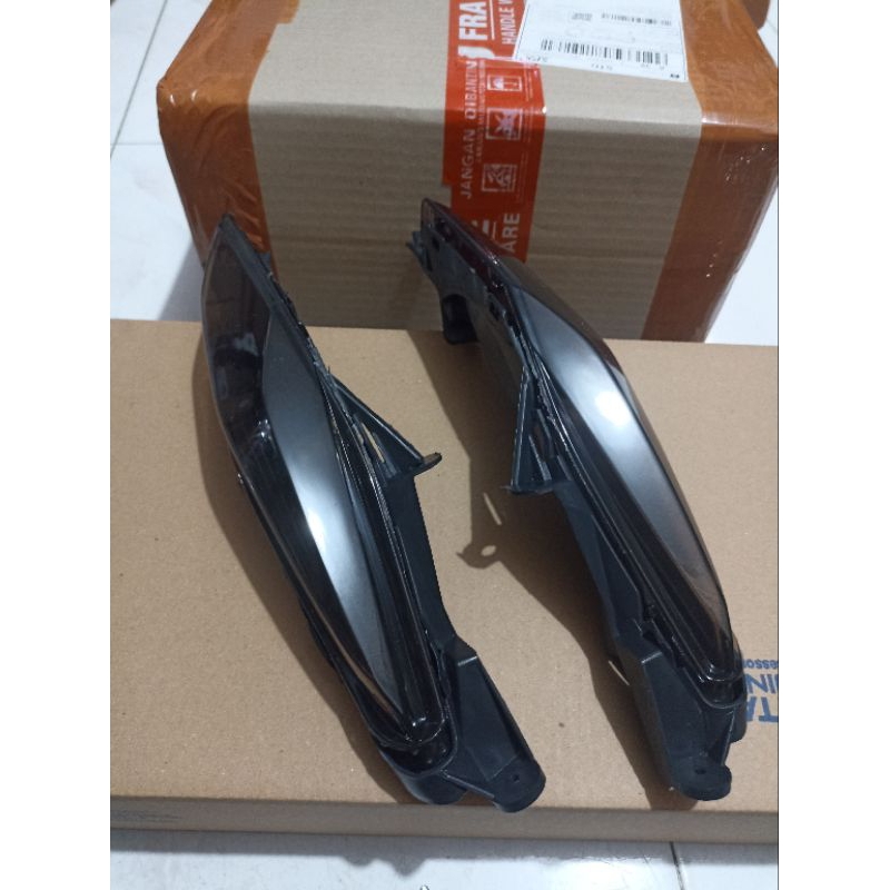 Jual 84945. Smoke lampu sen depan beat fi 2012-2013-2014-2015 hitam set ...