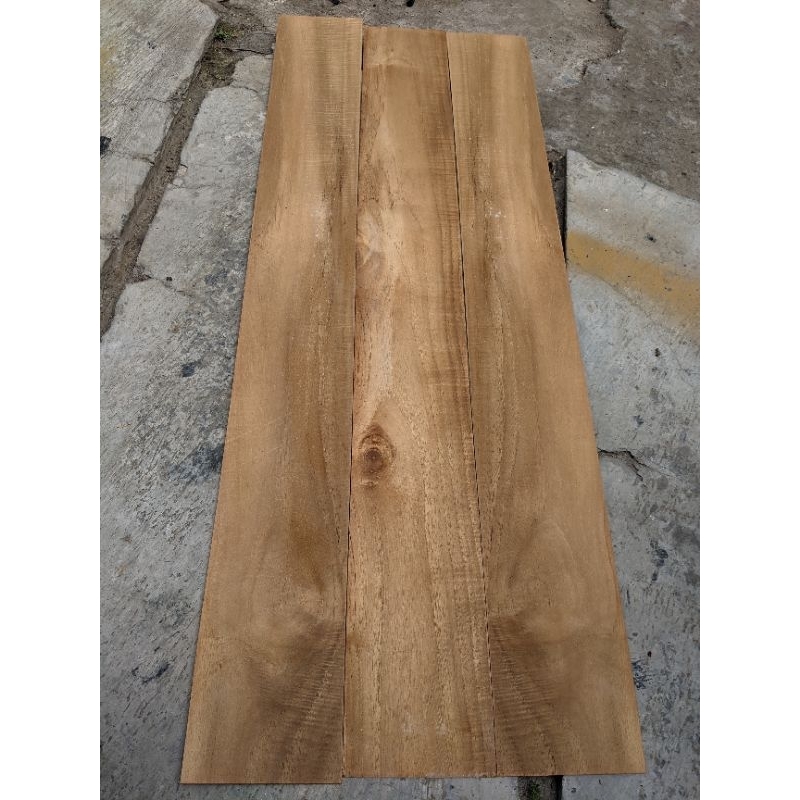 Jual veneer kayu tipis jati 1mm x 13 x 63 cm | Shopee Indonesia