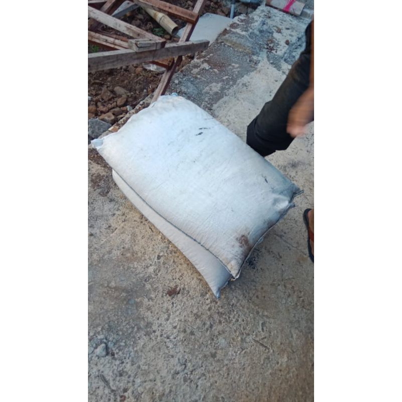 Jual kohe kambing & kohe sapi bobor 10 kg karung ukuran 50 kg | Shopee ...