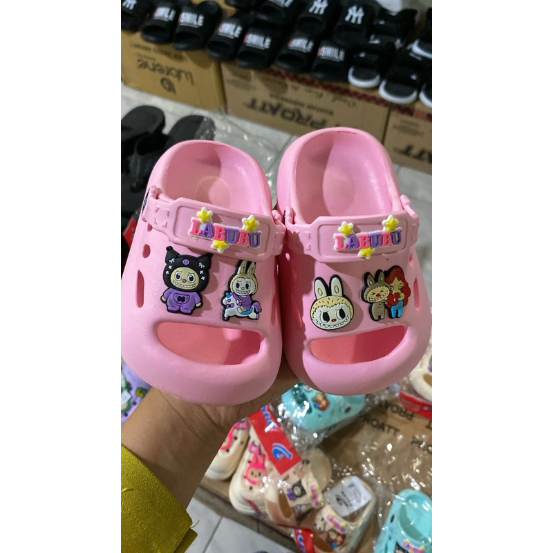 Jual labubu sendal anak terbaru viral | Shopee Indonesia