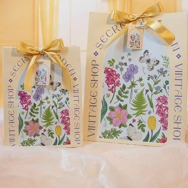 Jual Paperbag Gift Bag Bunga/ Paperbag Cantik / Giftbag Kado/ Bungkusan ...