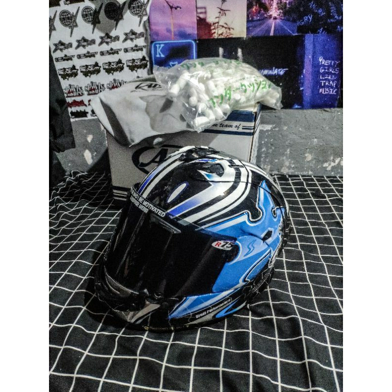 Jual Paket Ganteng Helm Copy Arai Nakano Shuriken Full Glitter Hologram ...
