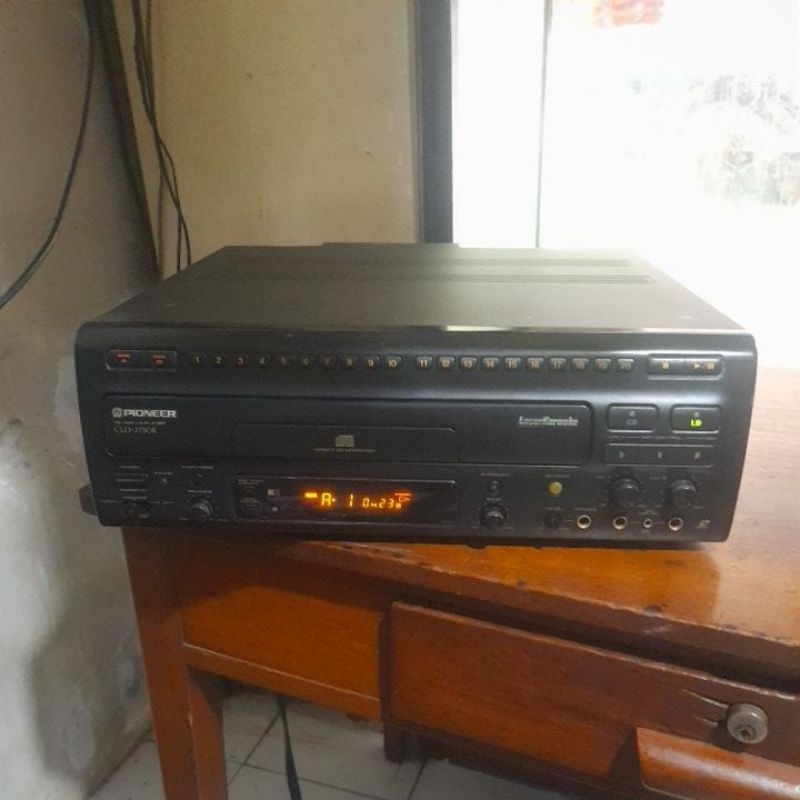 Jual laserdisc player merk pioneer seri CLD-2730K cd,cdv,ld player normal | Shopee Indonesia