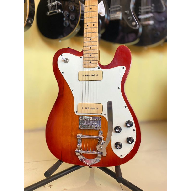 Jual Fender Telecaster deluxe tremolo model bigsby custom | Shopee ...