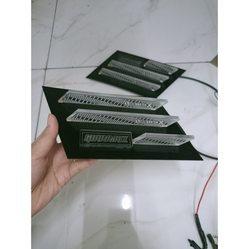 Jual Slim Frame Cakar Lampu LED DRL RGB Gran-max Pickup | Shopee Indonesia