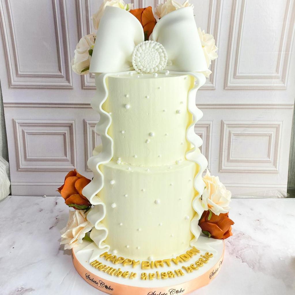 Jual Kue Ulang Tahun/Birthday Cake/Kue Ultah Tema Pita/Kue Birthday ...