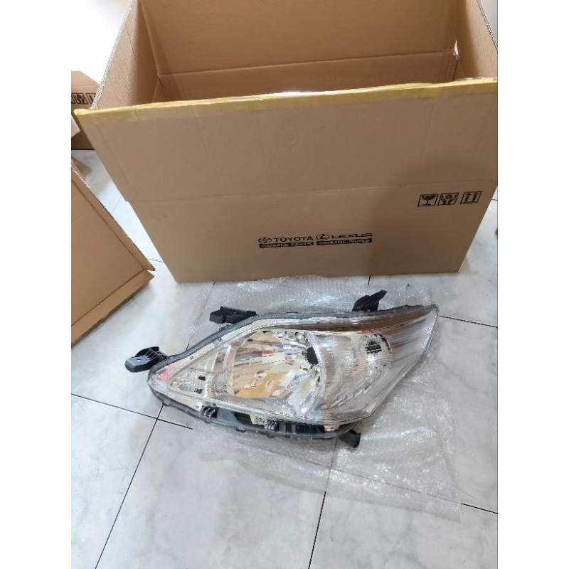 Jual headlamp lampu depan grand innova 2012 2013 2014 2015 ori | Shopee ...