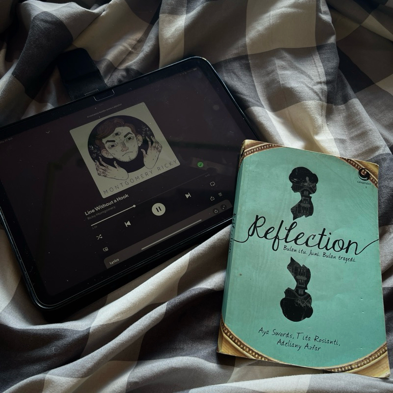 Jual Novel Reflection // Buku Bekas Second Preloved ORIGINAL | Shopee ...