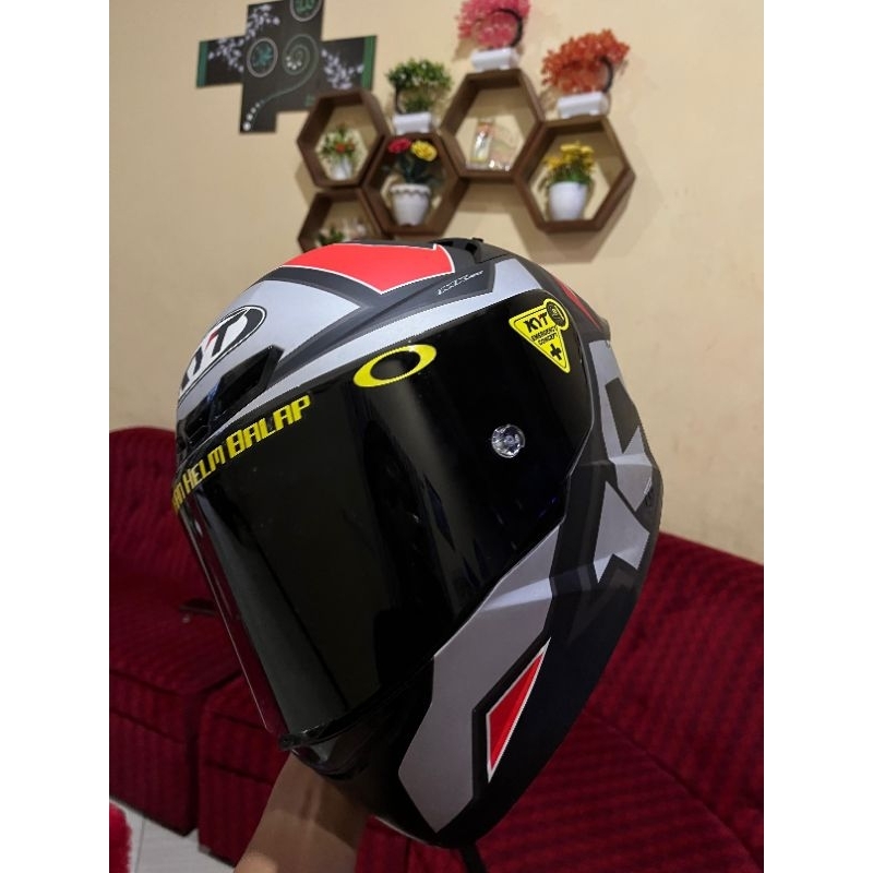 Jual Helm fullface bekas merk KYT | Shopee Indonesia