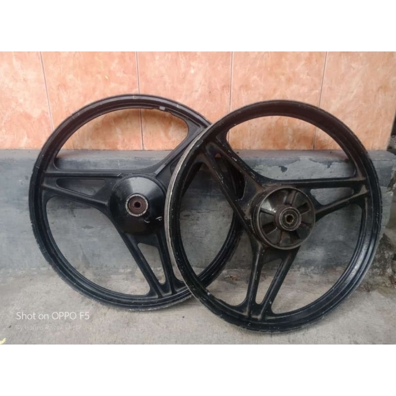 Jual Velk PELK Pelek Velg Roda Palang 3 Depan Belakang Gacosia Jialing ...