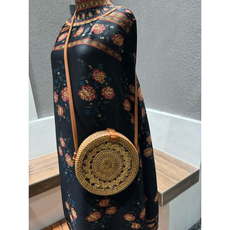 Jual Tas selempang rotan besar bulat etnik khas Bali (NEW) | Shopee ...