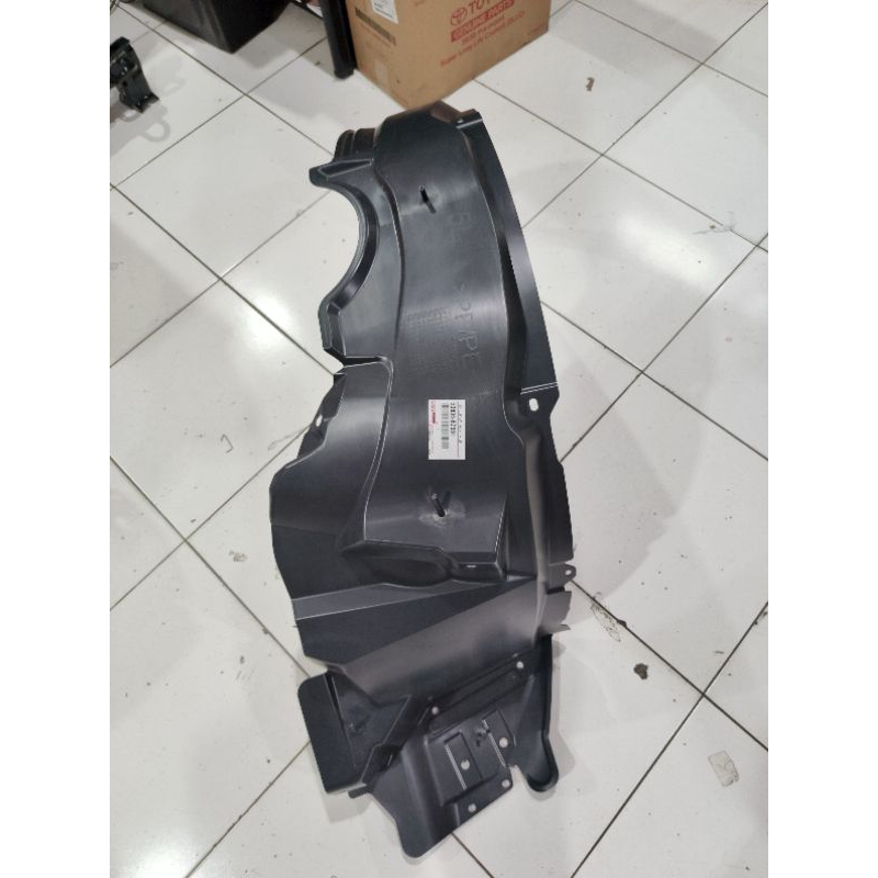 Jual Linner Liner Fender Spakbor Toyota RAIZE original | Shopee Indonesia
