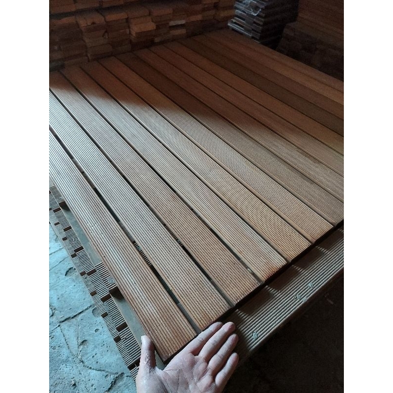 Jual garden tile, kayu decking bengkirai, tahan cuaca panas hujan, anti ...