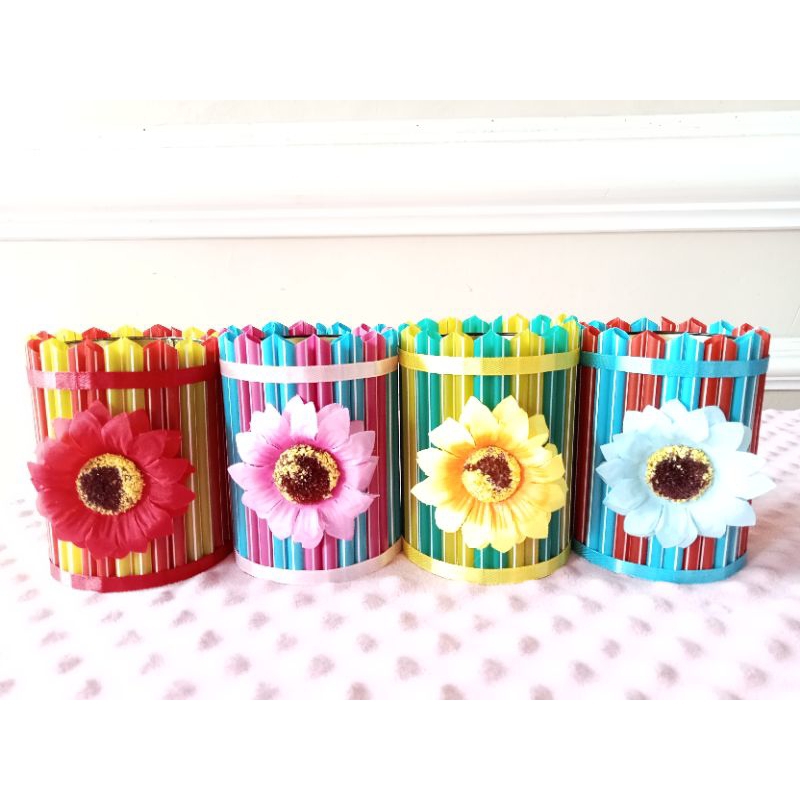 Jual kerajinan daur ulang kaleng rokok dan sedotan (tempat pensil) | Shopee Indonesia