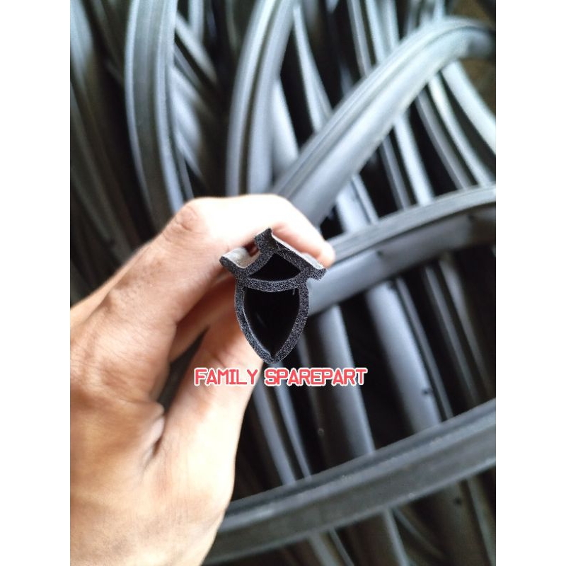 Jual KARET SPON KECIL KARET LIST DAUN PINTU MOBIL UNIVERSAL permeter ...