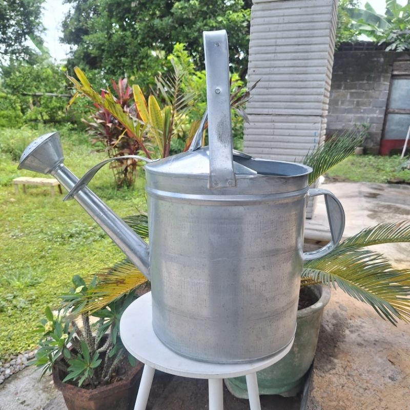 Jual Gembor Air / Alat penyiram air / Ember siram tanaman / Gembor air ... Jual Gembor Air / Alat penyiram air / Ember siram tanaman / Gembor air ...